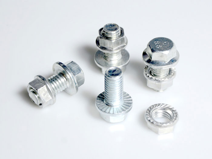 High-Strength Fasteners for Industrial Applications Screws and Nuts